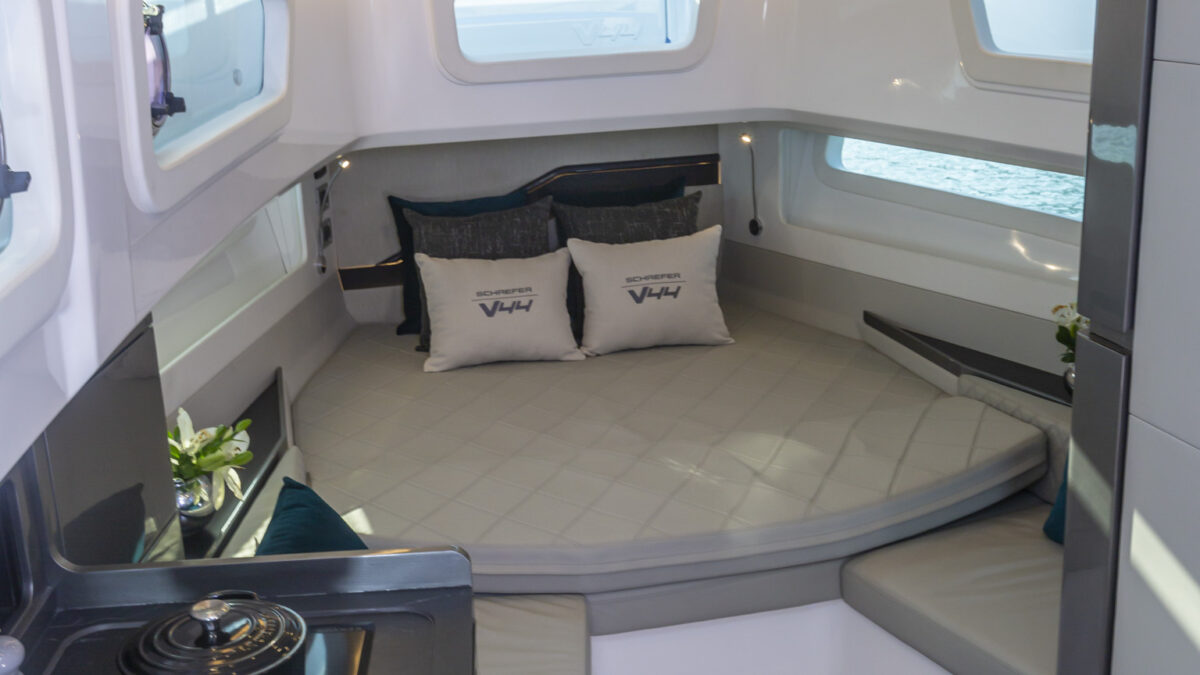 V44 – Schaefer yachts
